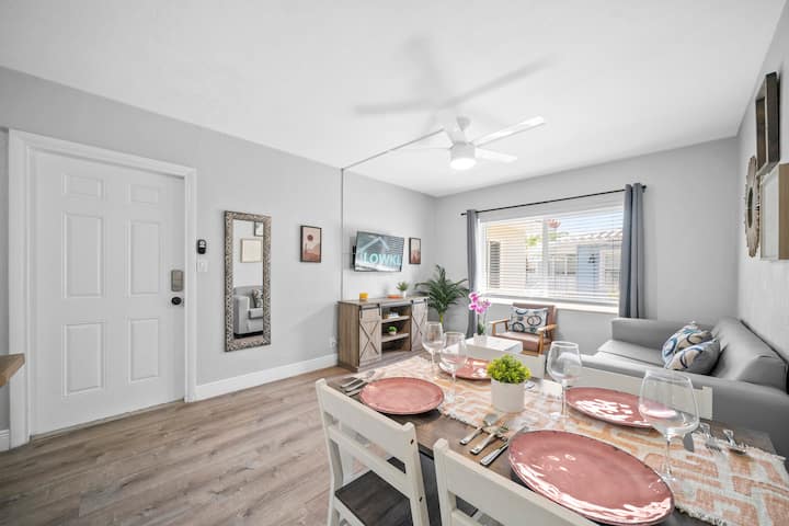 Cozy & Bright 1br Coral Ridge Apt + Free Parking - Fort Lauderdale, FL