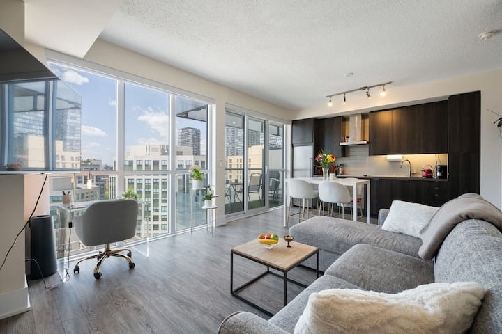 Bright Sun Filled Condo + Pool + Gym, Cn Tower - Toronto