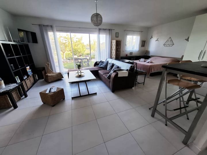 Suite Spacieuse 2 à 4pers. 2 Lits 140,jardin, Vue - Le Castellet