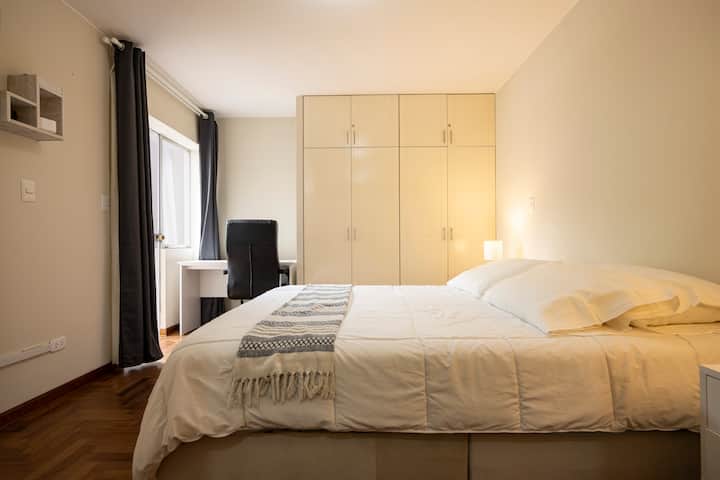 Amplio Departamento En Jesus Maria - リマ