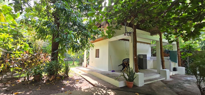 Casa Jardín, 2 Bdrm/bath/kitchen, Pool, Parking - 薩爾瓦多
