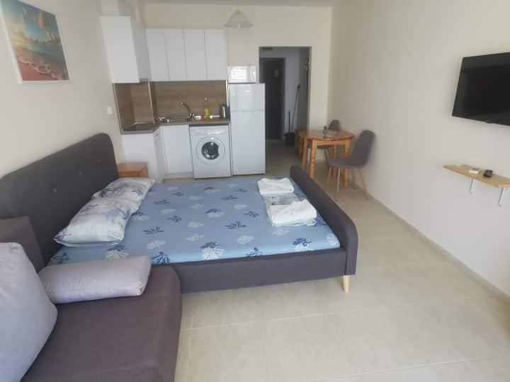 Студио Блу 49 Поморие минута от плажа - Pomorie