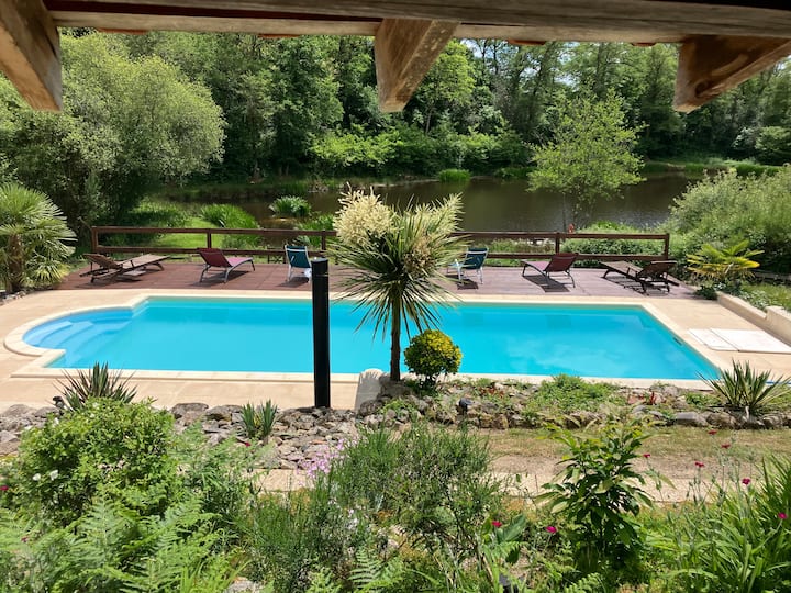 Gite/chalet Pleine Nature, à L'état Sauvage.. - Saint-Pardoux