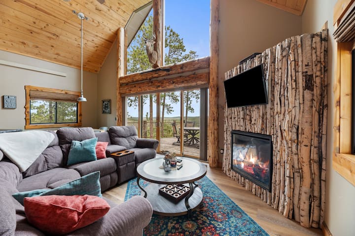 Gold Nugget Lodge Near Deadwood On 5 Wooded Acres! - Deadwood, SD