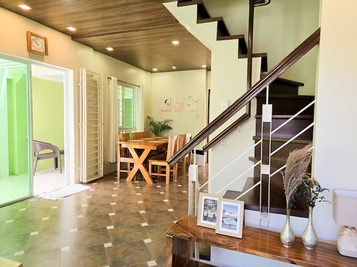 Private Townhouse
Serenia Homestay - La Unión