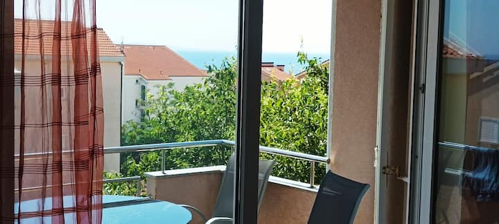 Apartman S Pogledom Na More I Centar - Novalja