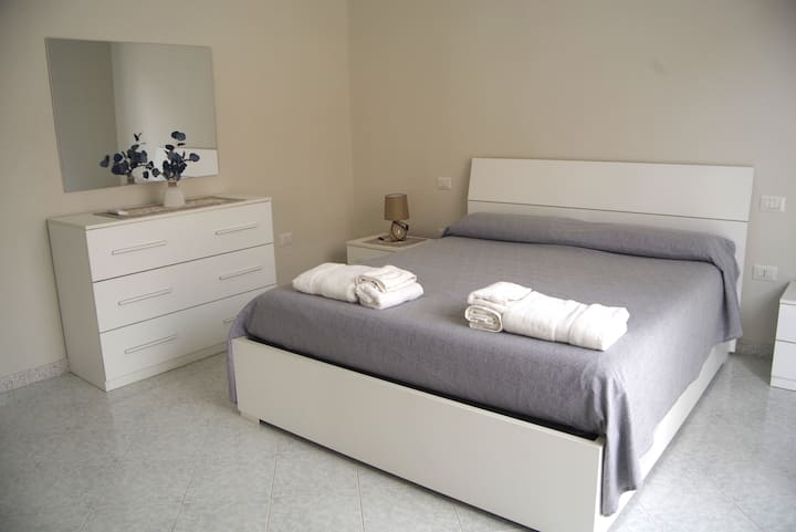 Bright Seaside Stay Near Poetto Beach + Terrace - Quartu Sant'Elena