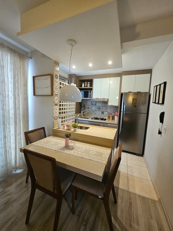 Apto Completo 2 Quartos Condomínio 24hs - Joinville