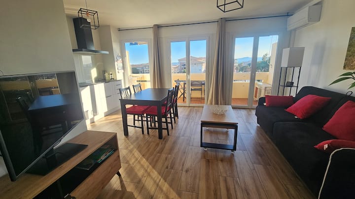 T2 49m2 - Plage 300m Wifi/climatisé - Tout à Pied - Fréjus