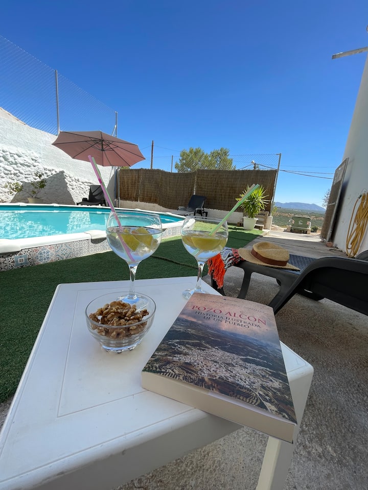 Agradable Casa Cueva Con  Piscina Y Chimenea - Sierra de Cazorla