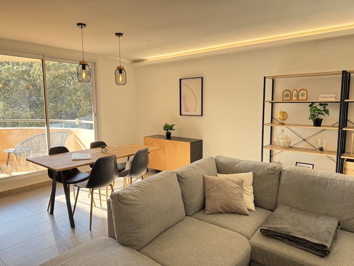 Grand Appartement Moderne Entre Forêt Et Mer - Saint-Laurent-du-Var