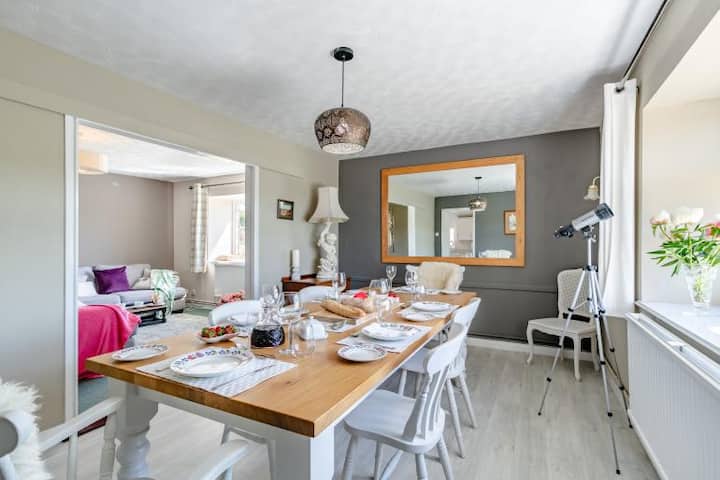 2 Bedroom (Sleeps 4) Holiday Cottage. North Molton - Exmoor