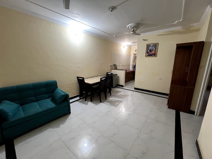Furnished Clean,secured 1 Bhk(#303)neariskcon - Vrindavan