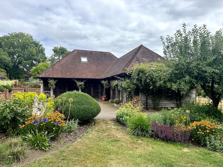 Peaceful  Spacious Country Barn With Amazing Views - Crowborough