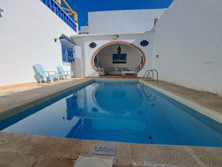 Petite Villa Avec Piscine Privée Et Rooftop. - Morocco