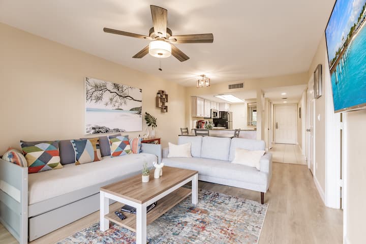 Park Shore Resort-top Floor Bldg J #455-great View - Naples, FL