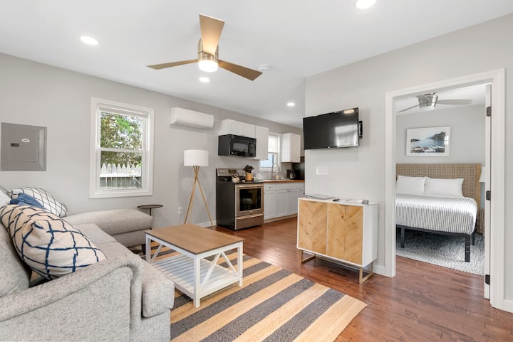 Fun And Sun Cozy Cabin-short Walk To Beach - Old Orchard Beach