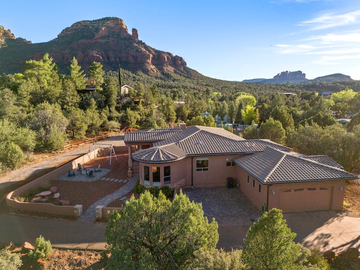 Beautiful Sedona Home With Pickleball And Views - Sedona, AZ