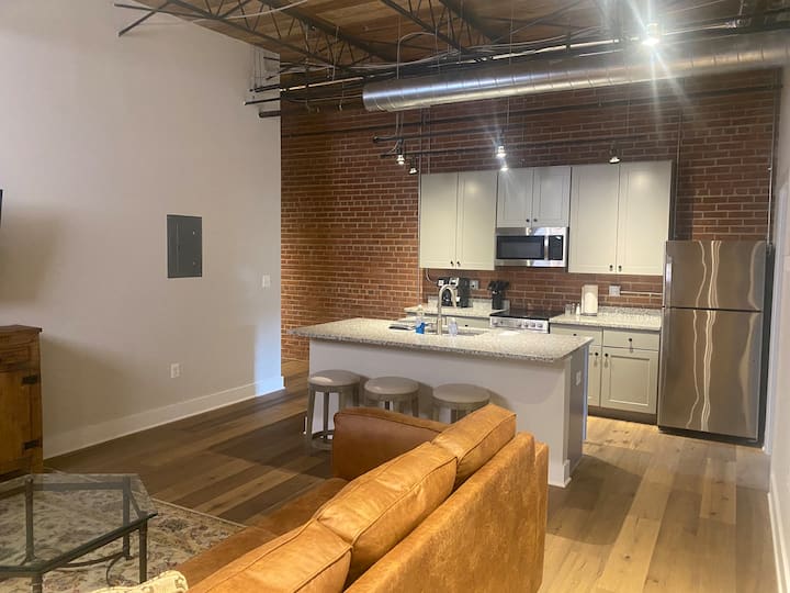 2 Bedroom Home In Heart Of Old Town Winchester - Winchester, VA