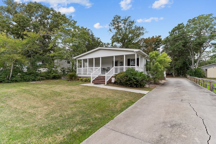 Kimmie's Place-6 Min To Beach, Two Family Rooms! - Sunset Beach, NC