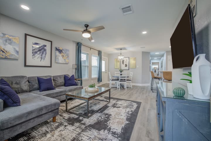The Suburban Street Stay - Unit B - Georgetown, TX