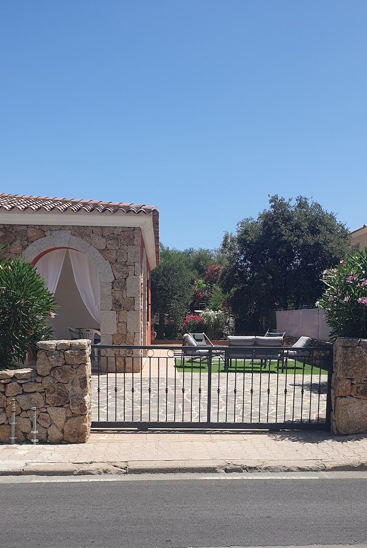 Villetta Laura 
San Teodoro - San Teodoro