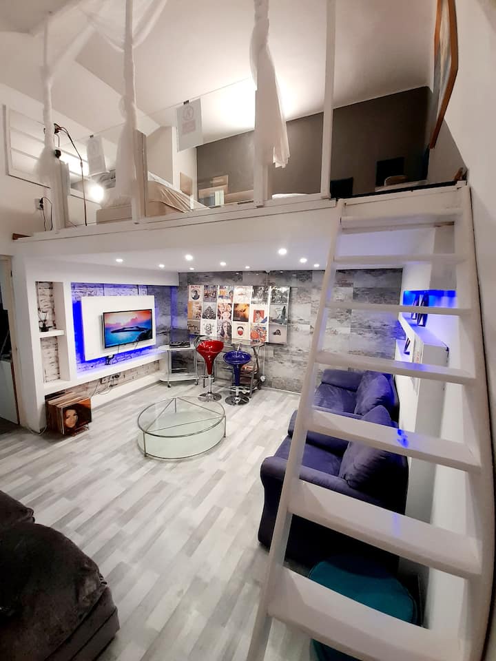 3 Separate Beds In Party District - Self Check-in - Budapeste