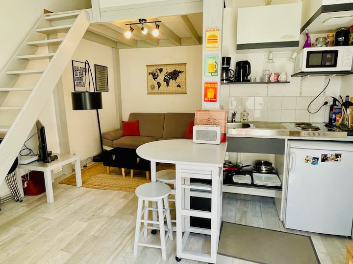 Studio Mezzanine Proche Gare Dans Rue Calme - Le Mans