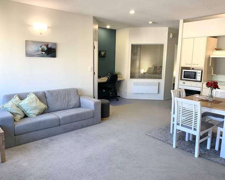 Prime Location 2 Bedroom Apartment On Willis - Wellington