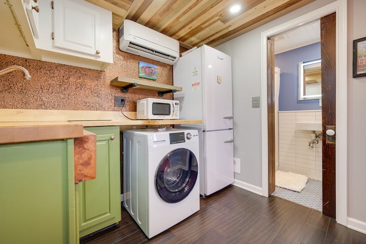 Charming Tiny Space/ Modern Minimalist - Ohio