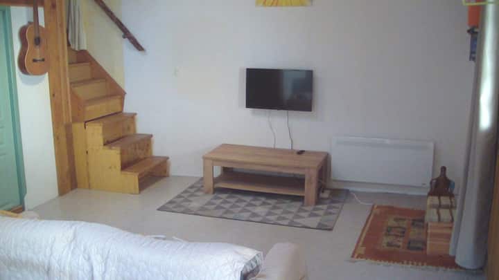 Logement Calme Dans Maison De Village - Ambérieu-en-Bugey