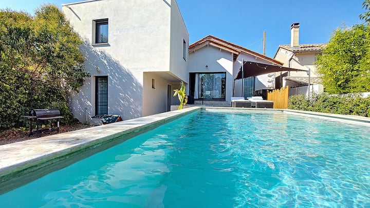 Villa Proche
Centre Ville, 6 Couchages + Lit Enf - Nîmes