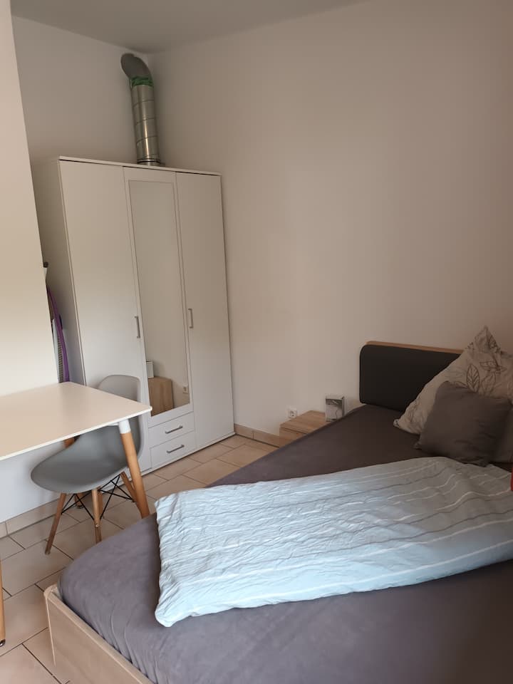 Apartment Mit Küchenzeile - Reutlingen