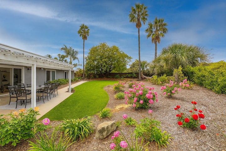 Coastal Garden Retreat W/70’s Playhouse - Del Mar, CA