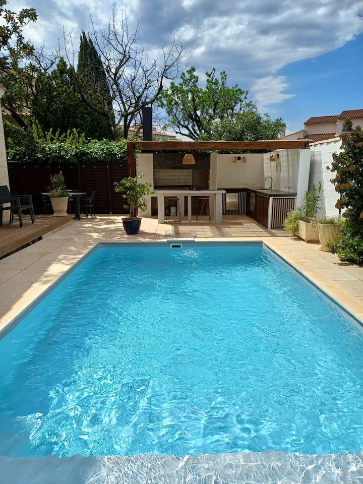 Grande Maison Familiale Avec Piscine & Bbq - Montpellier