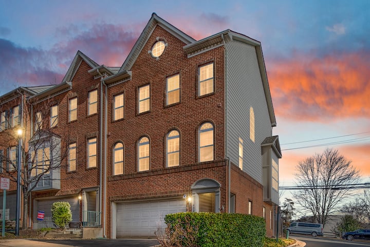 Luxurious-modern-openconcept-pvtgarage-minsfromdc - Alexandria, VA