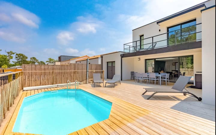 Magnifique Villa Avec Piscine, à 600 M De La Plage - Saint-Jean-de-Monts