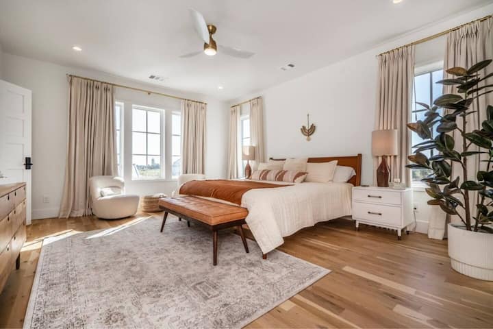 Comfort & Convince In Okcs Urban Core - Bricktown - Oklahoma City