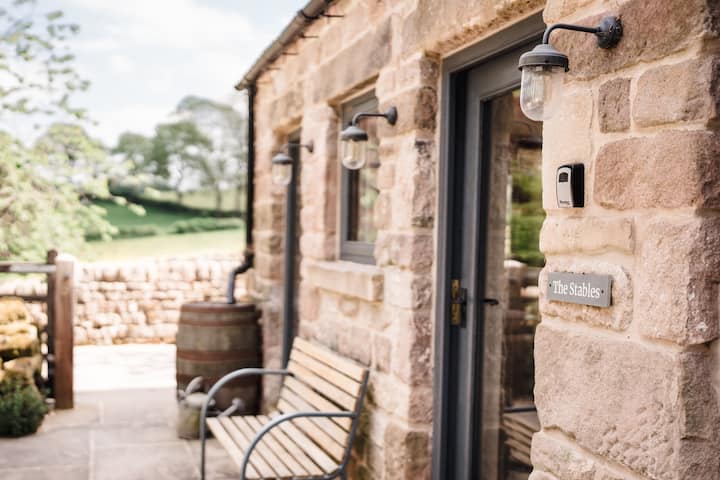 The Stables At Rocking Stones - Bakewell