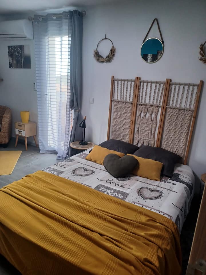 Charmante Chambre Privative Et Sa Salle De Bain - Oletta