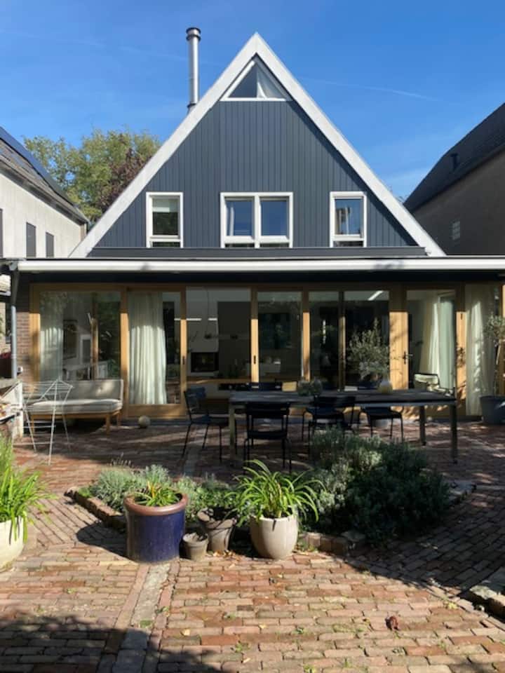 Light Family House In Amsterdam - Amsterdam