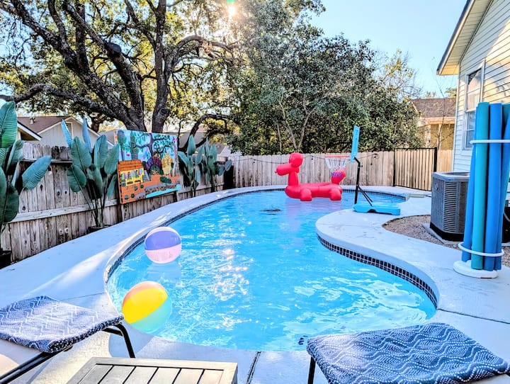 Pool,king Bed,gym, Games, Near Lackland & Seaworld - San Antonio