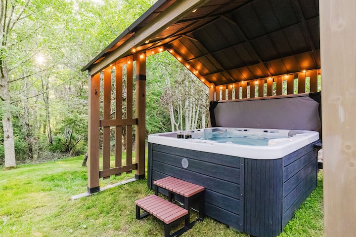 Hot Tub/home Theater/walk To Beach/family Getaway - Bainbridge Island, WA