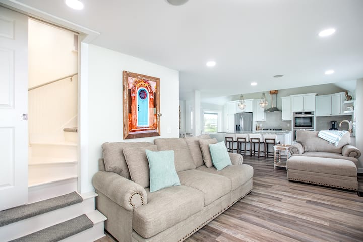 Spectacular Ocean Getaway, Vacation Done Right! - Harkers Island, NC