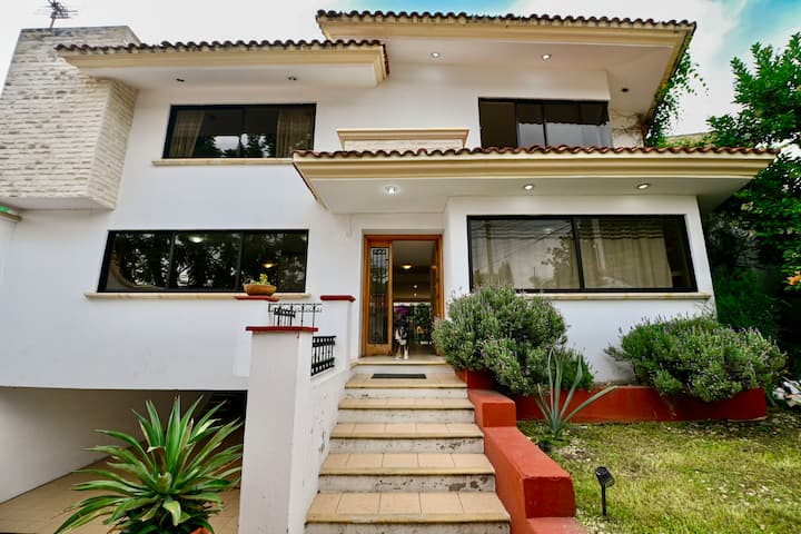 Made By Local Artists, 4 Bedrooms, Parking - Oaxaca
