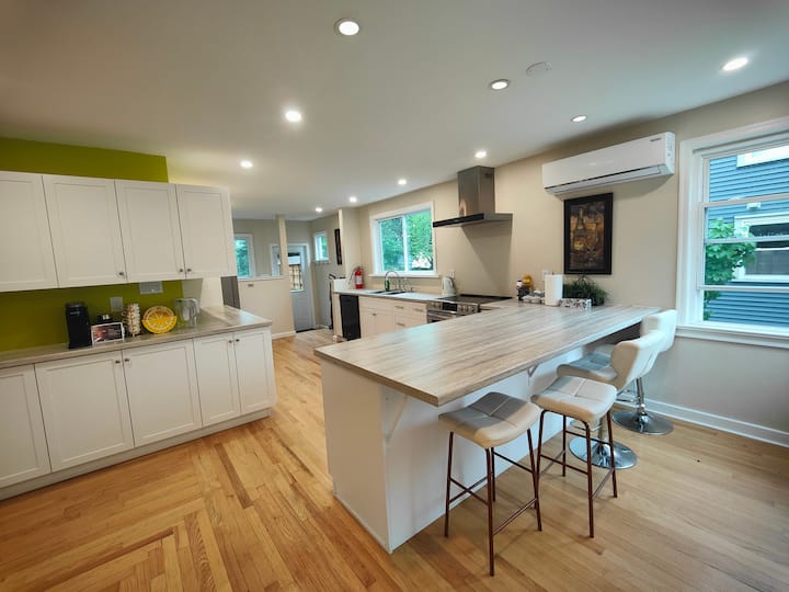 Stylish 3 Br House Near Mun/hospital/churchill Sq - Saint John's