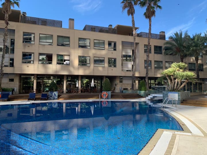 Diagonal Mar Long Stay |Beach Pool Gym Paddle Wifi - Barcelona