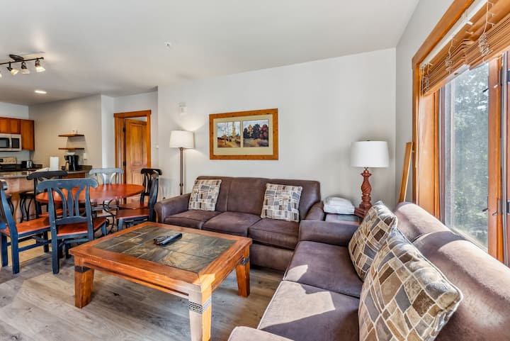 Breathtaking River-run Condo: Walk To Gondola! - Dillon, CO