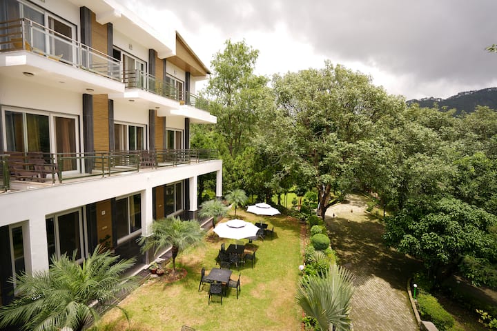 Valley View Room At Chirping Hills Resort - Bhimtal