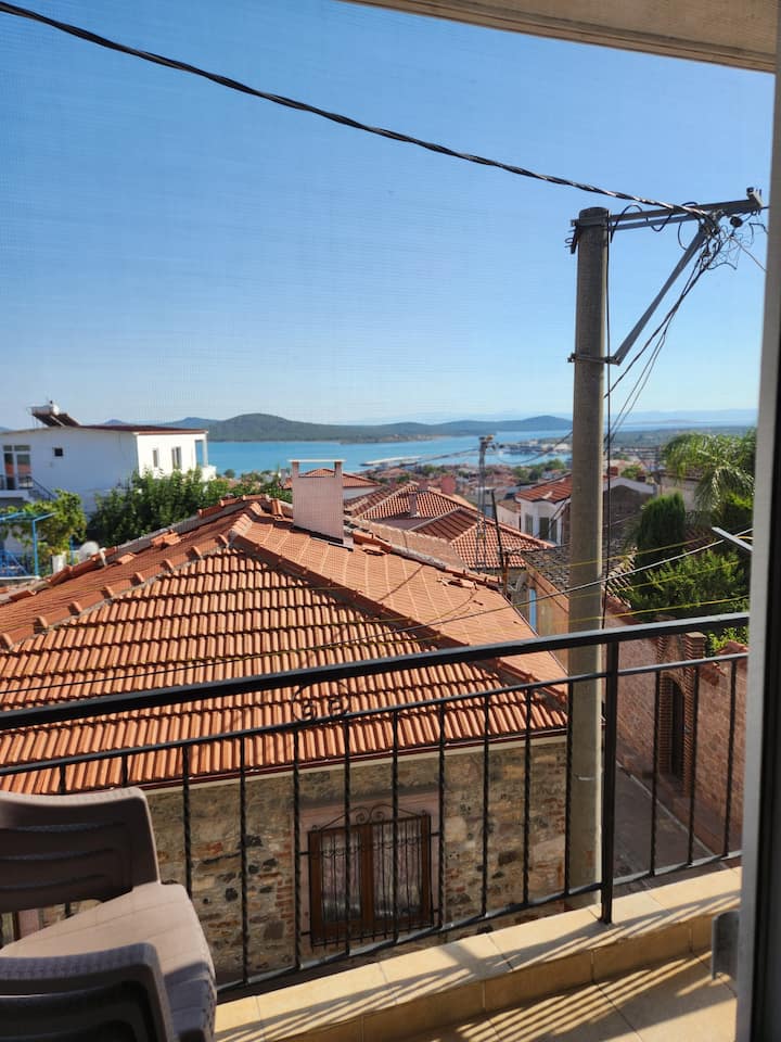 Cunda Adasında Sezonluk Kiralık Müstakil Ev - Ayvalık